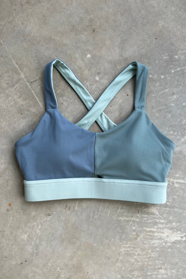 Sports Bras - Relay Active